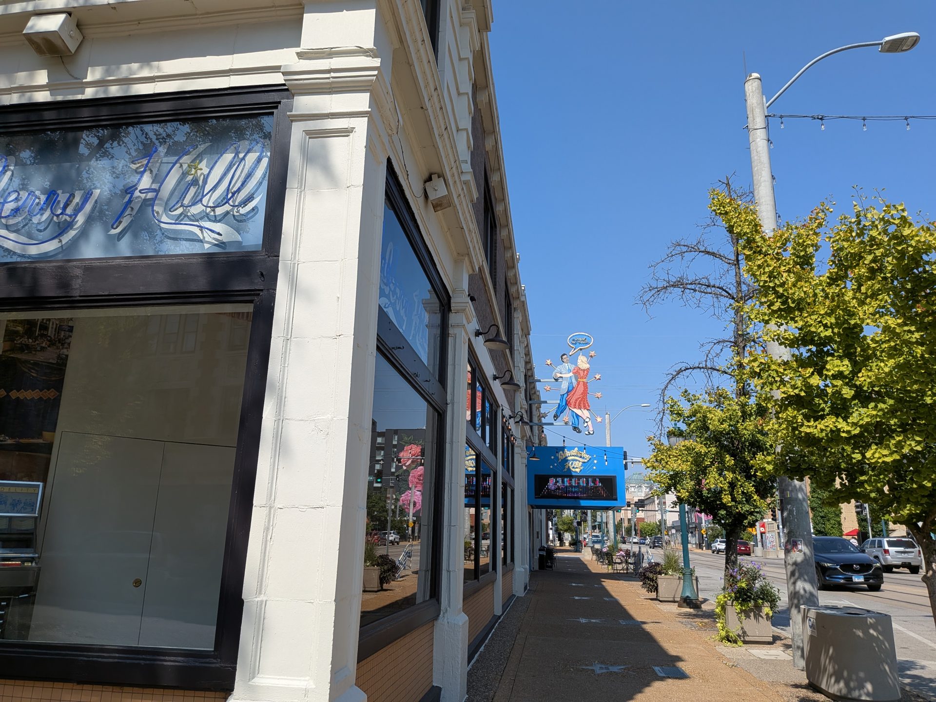The Delmar Loop: Trendy Outdoor Shopping in the Central West End | St ...